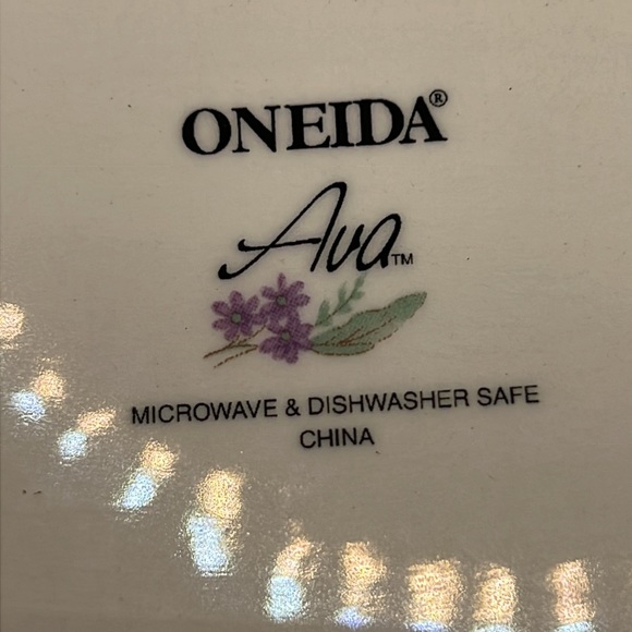 Oneida | Dining | Oneida Ava 2 Oval Serving Bowl Brand New In The Box ...